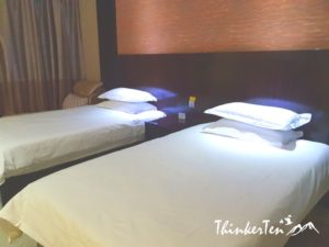 China Silk Road : Xinjiang - Turpan Hotel Review : Maxirap le Grand ...