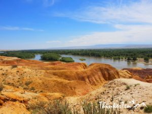 China : Xinjiang - Top 5 things you need to know in 5 Colored Beach ...